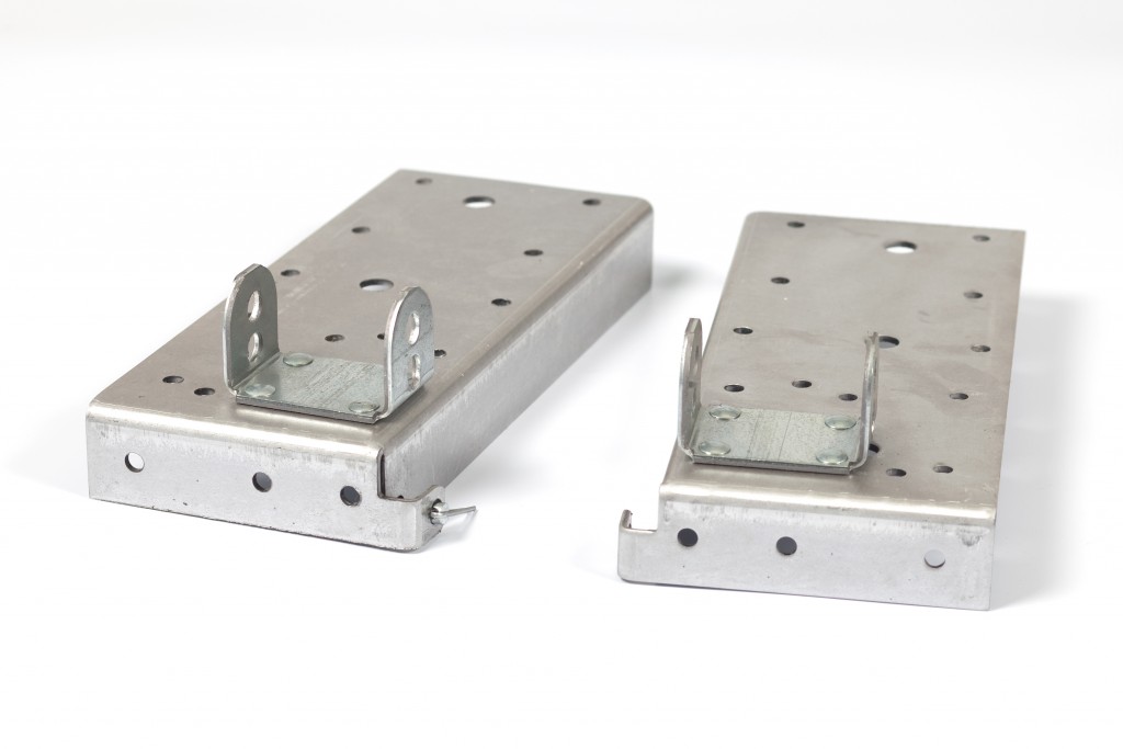 BK002(A) – Residential LHR Top Bracket – Dynamic Industries